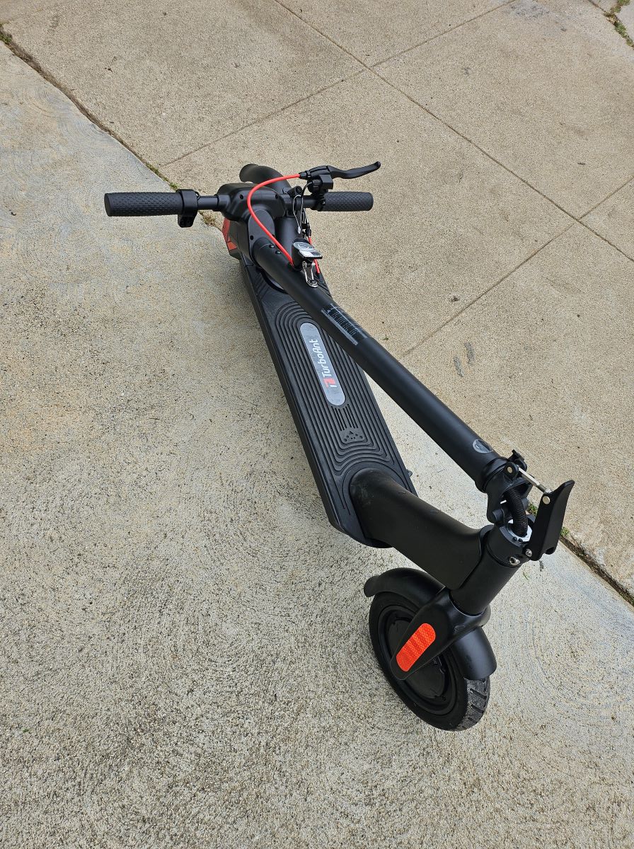 TurboAnt M10 Pro commuting electric scooter review - The Gadgeteer