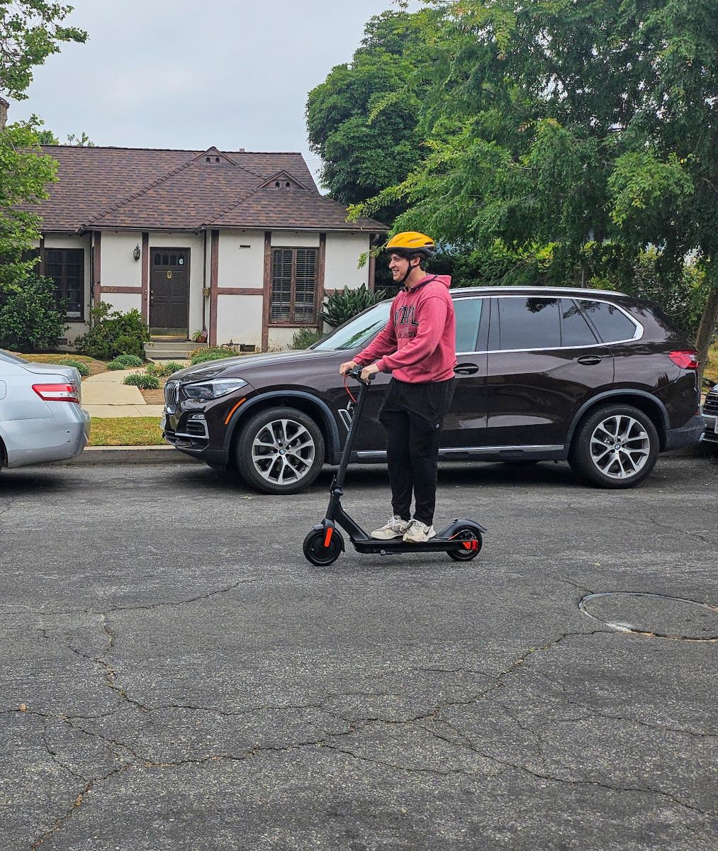 TurboAnt M10 Pro commuting electric scooter review - The Gadgeteer