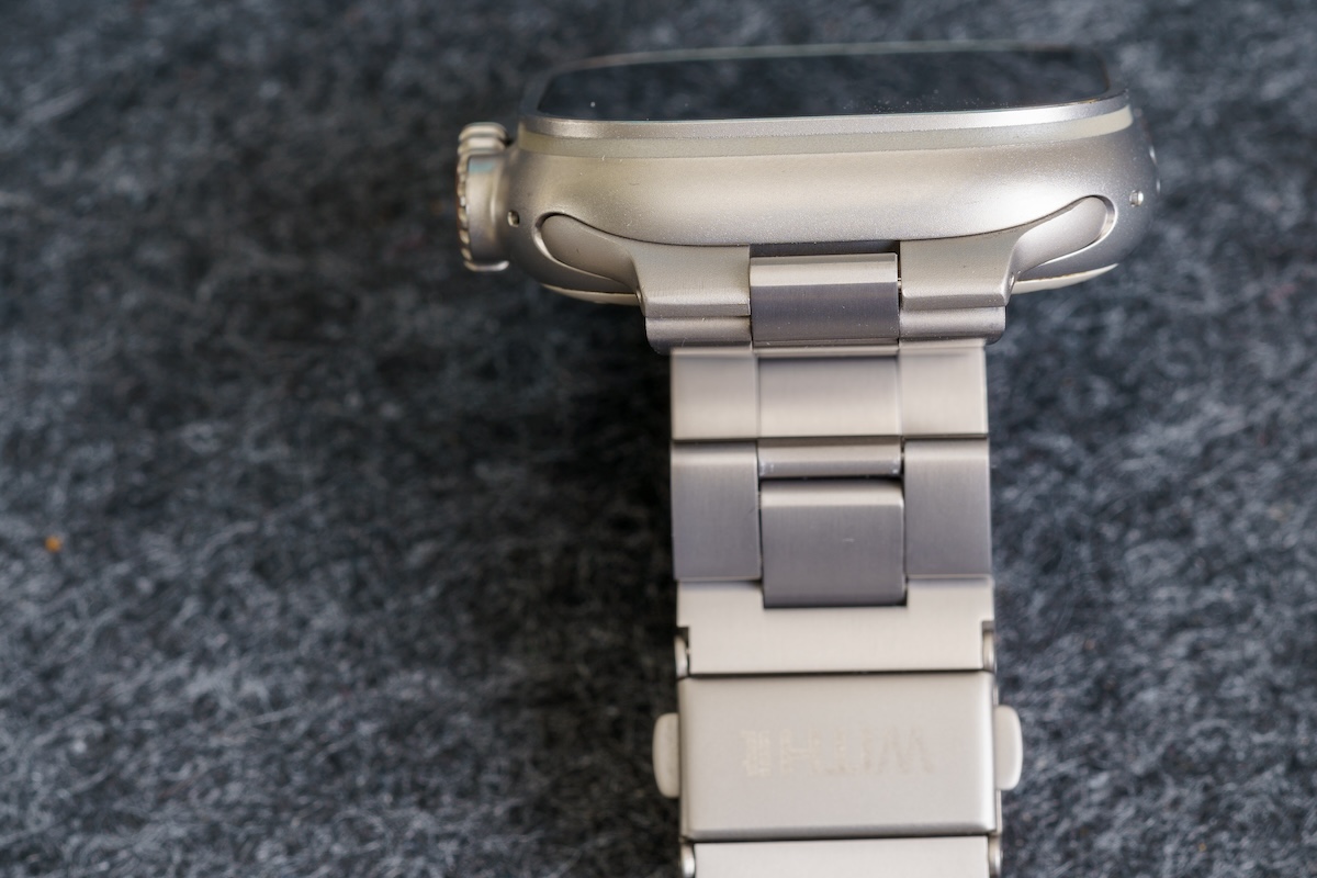 WITHit Titanium Band for Apple Watch review - Get dressy with it - The ...