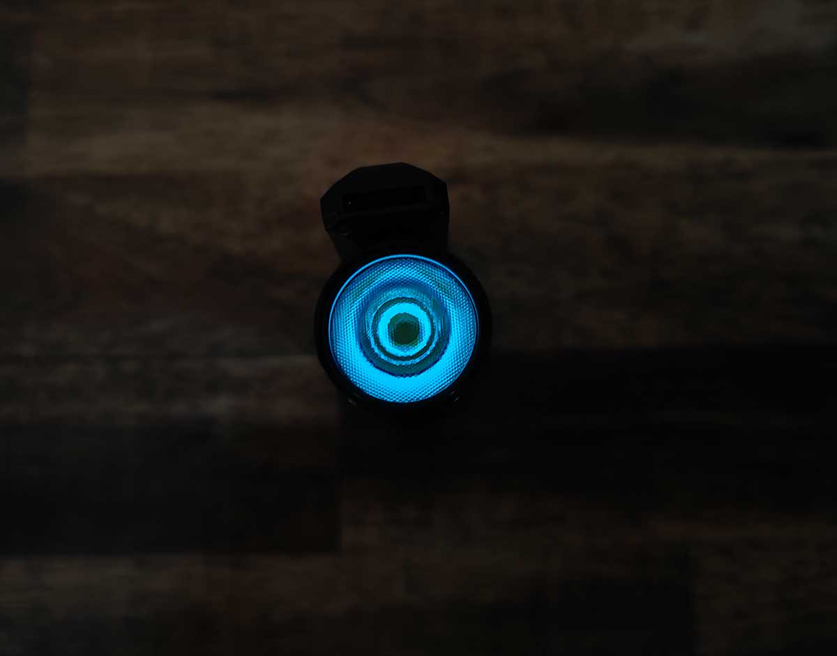 LOOP GEAR SK03 EDC Flashlight review - this flashlight can do more than ...