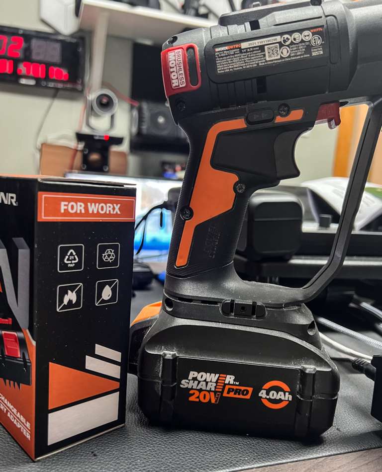 CEENR Universal Power Tool Battery review - The one battery system for ...