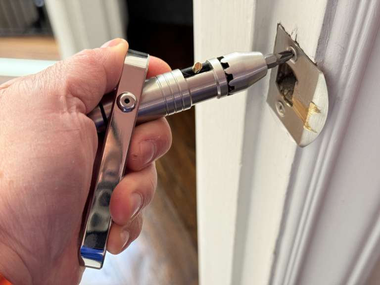 MetMo Stainless Steel Pocket Driver review - Assemble anything ...