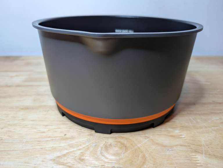 Stoke Voltaics Nomad Cooking System review - Ditch the propane and cook ...