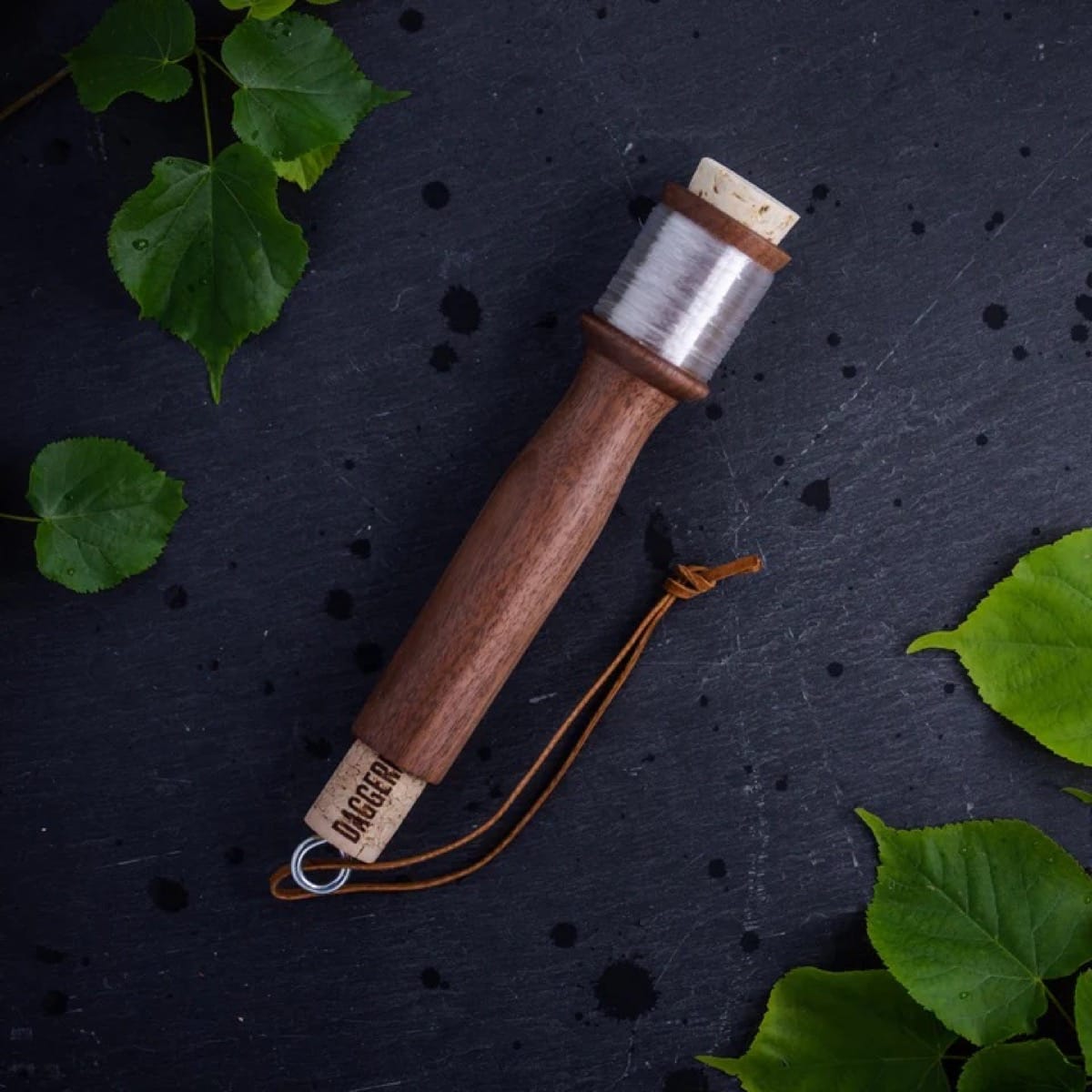 Daggerfish Handreel fishing pole - The ultimate portable fishing ...