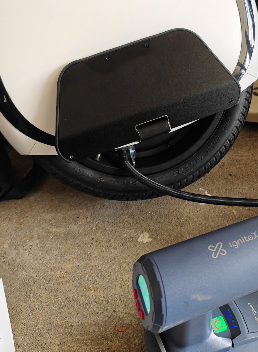 Inmotion E20 unicycle review - an electric unicycle made for beginners ...