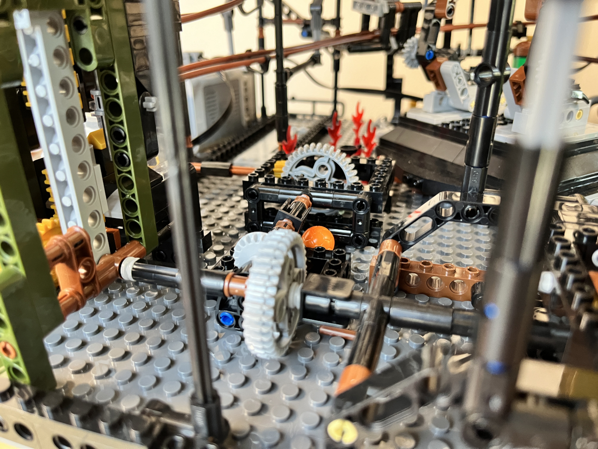 JMBricklayer Steampunk Marble Run review - The most ambitious set ever ...