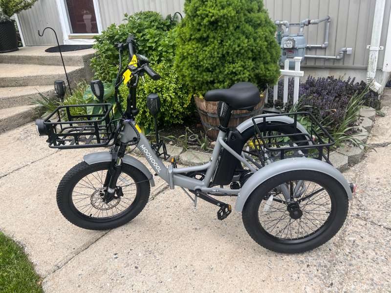 Mooncool TK1 Folding Trike review - The Gadgeteer