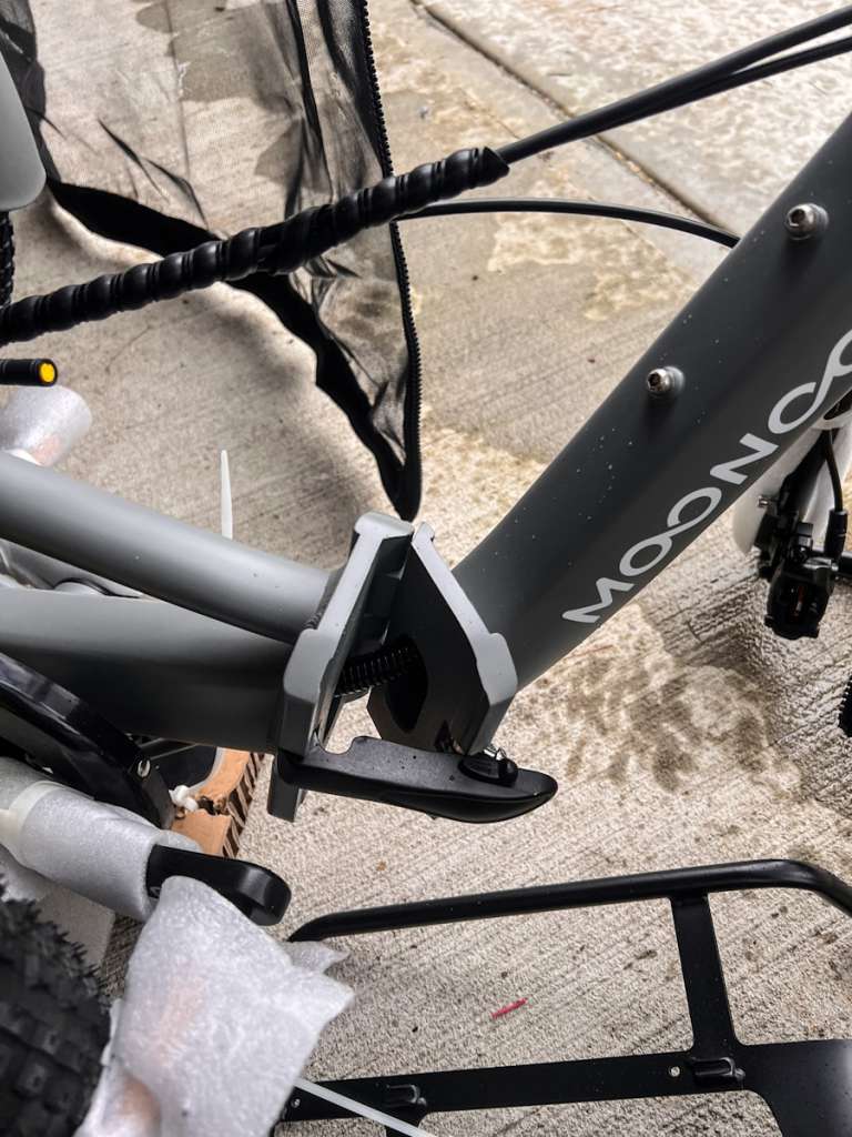 Mooncool TK1 Folding Trike review - The Gadgeteer