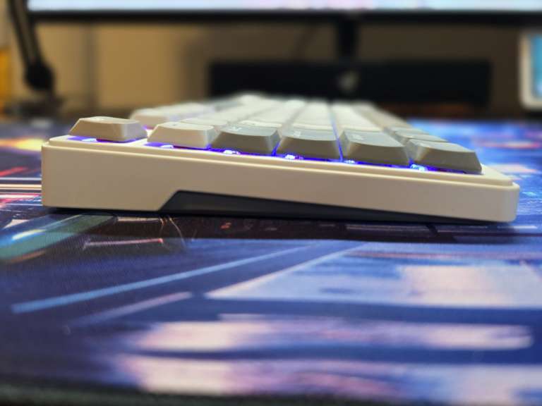 Royal Kludge N80 mechanical keyboard review - low profile, high ...