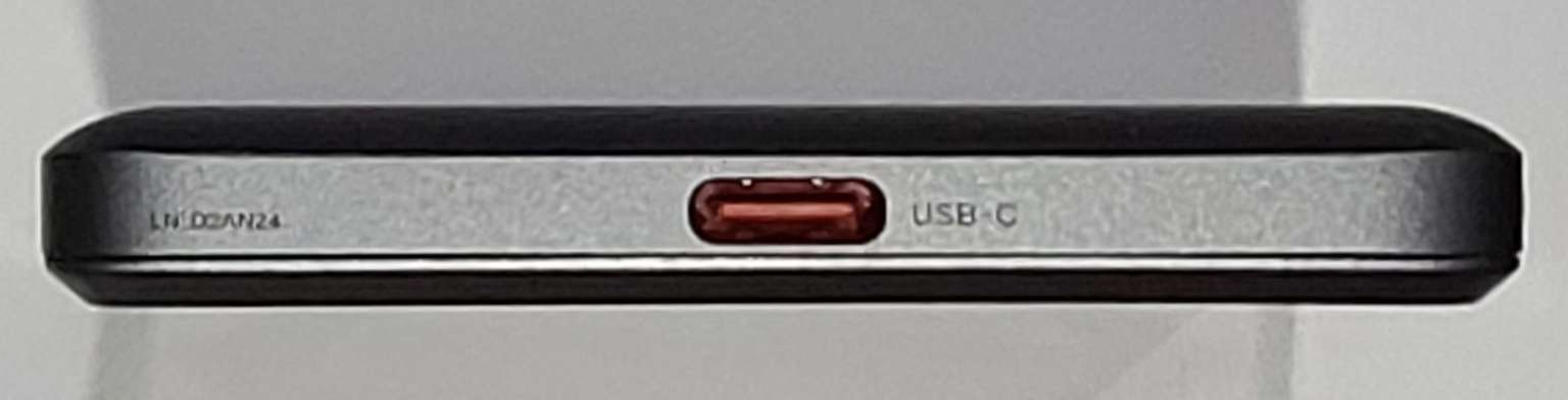 Torras Ultimate Slim MiniMag wireless power bank review - The Gadgeteer