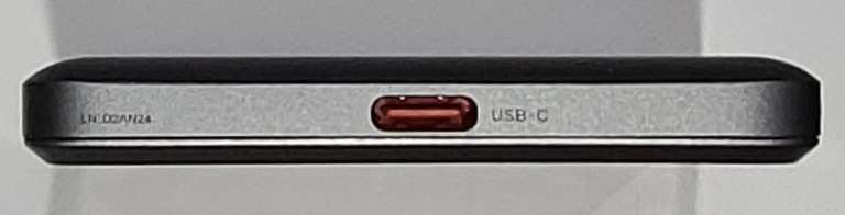 Torras Ultimate Slim MiniMag wireless power bank review - The Gadgeteer