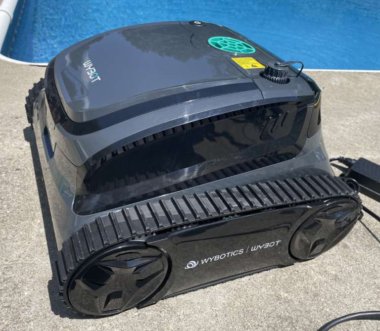 WYBOT S2 Pro Cordless Robotic Pool cleaning robot review - First of its ...