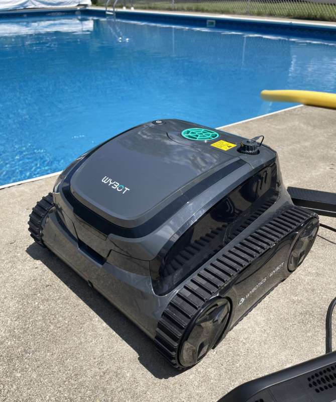 WYBOT S2 Pro Cordless Robotic Pool cleaning robot review - First of its ...