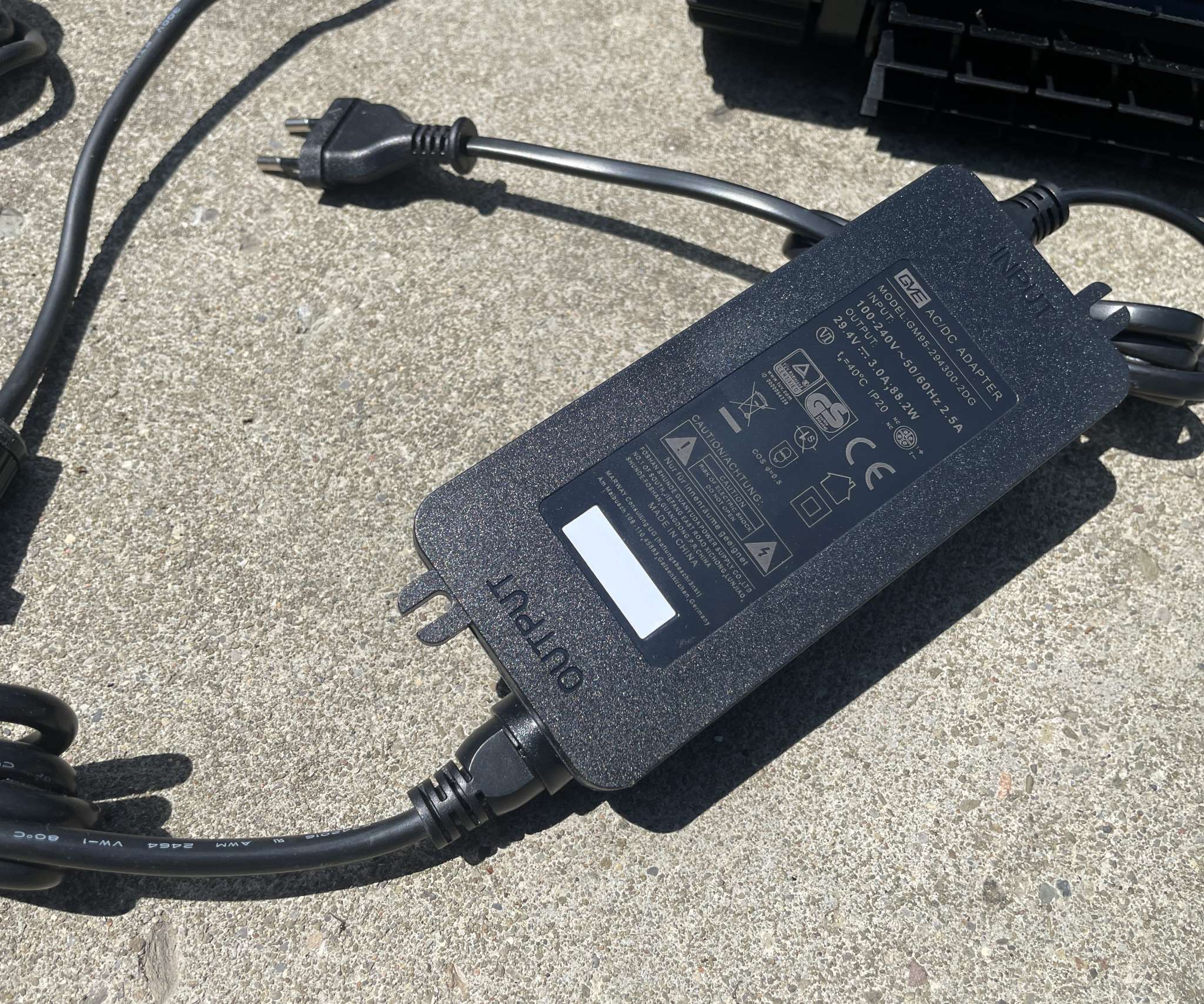 WYBOT S2 Pro Cordless Robotic Pool cleaning robot review - First of its ...