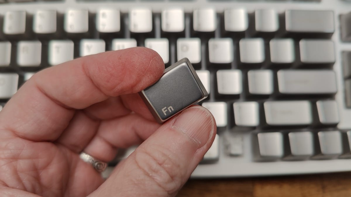 Awekeys Hello Silver full metal keycaps set review - key cap set for ...