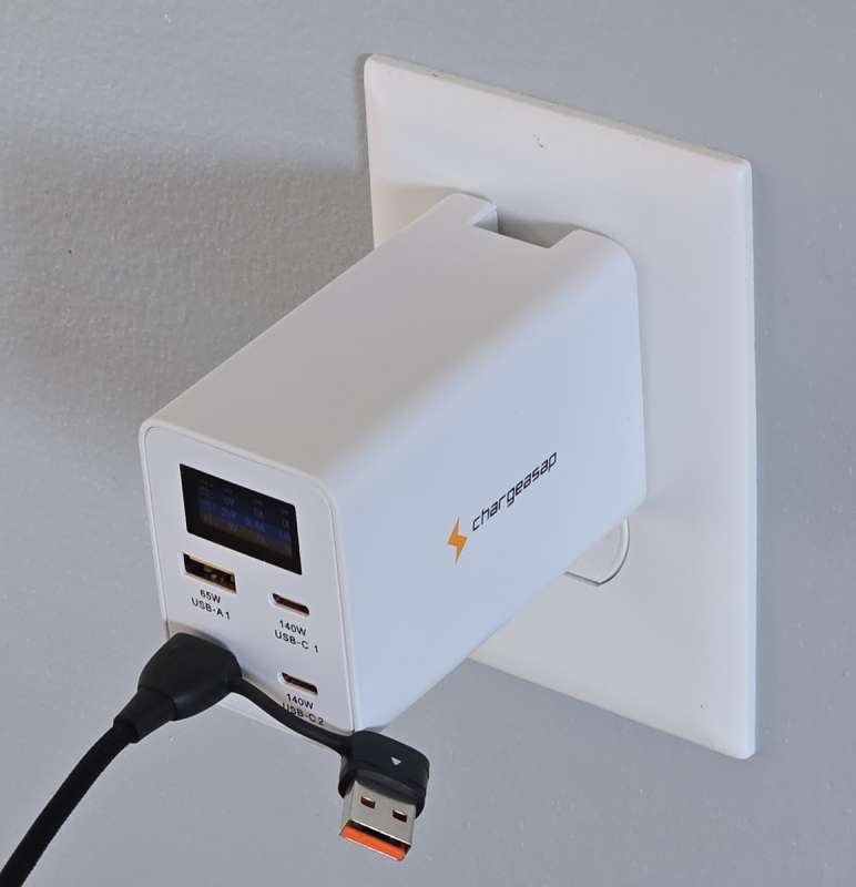 Chargeasap Zeus 280W GaN USB Charger review - Under a pound in your ...