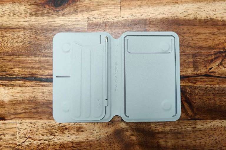 MOFT Snap Flow review - Jot notes on the go with this EDC MagSafe ...