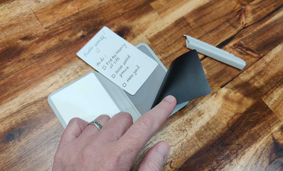 MOFT Snap Flow review - Jot notes on the go with this EDC MagSafe ...