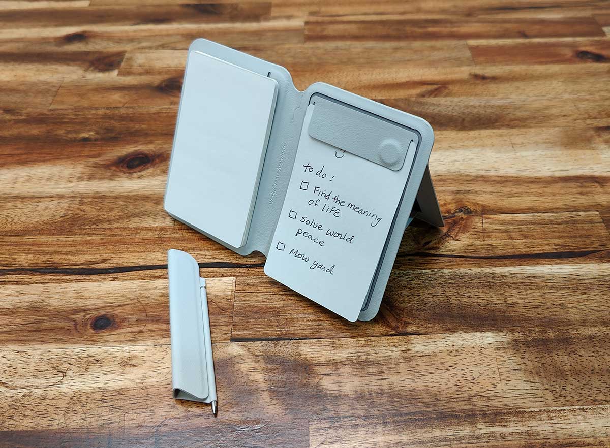 MOFT Snap Flow review - Jot notes on the go with this EDC MagSafe ...
