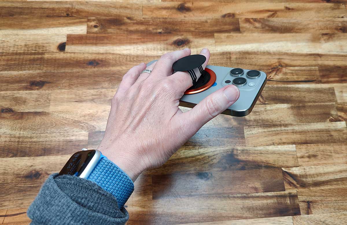 ohsnap! SNAP 4 LUXE MagSafe phone grip review - The Gadgeteer