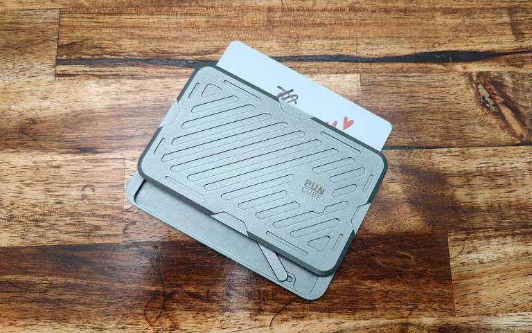 Puncube Mech Wallet review - Your new favorite minimalist EDC wallet ...