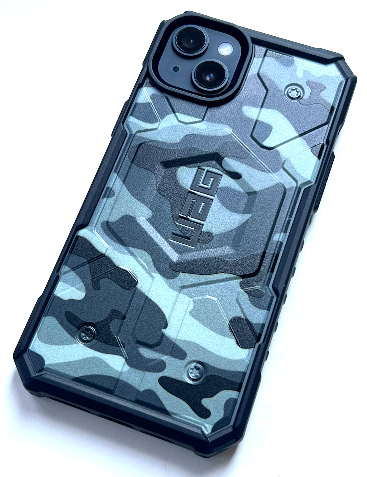 UAG Pathfinder Series iPhone Case with Magsafe review - The Gadgeteer