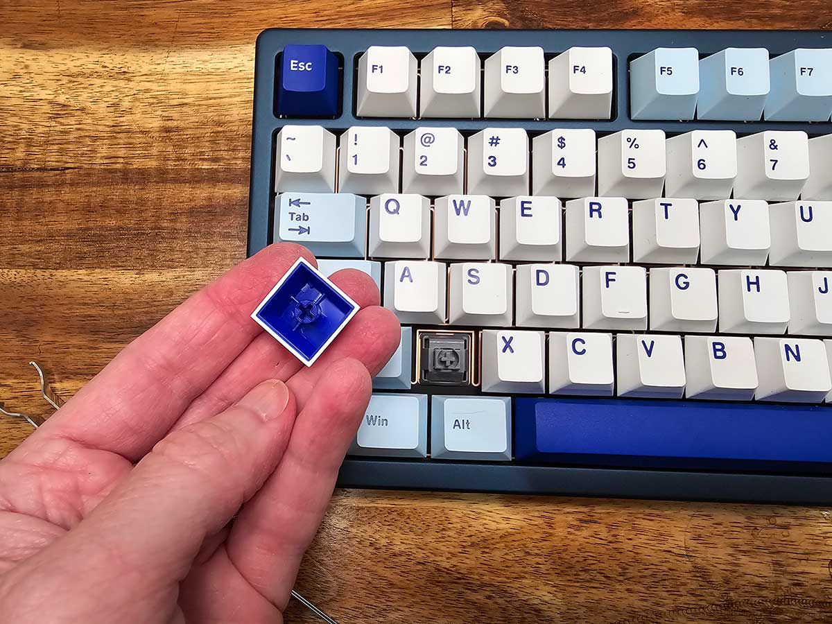 Womier RD75 mechanical keyboard review - A great keyboard built for ...