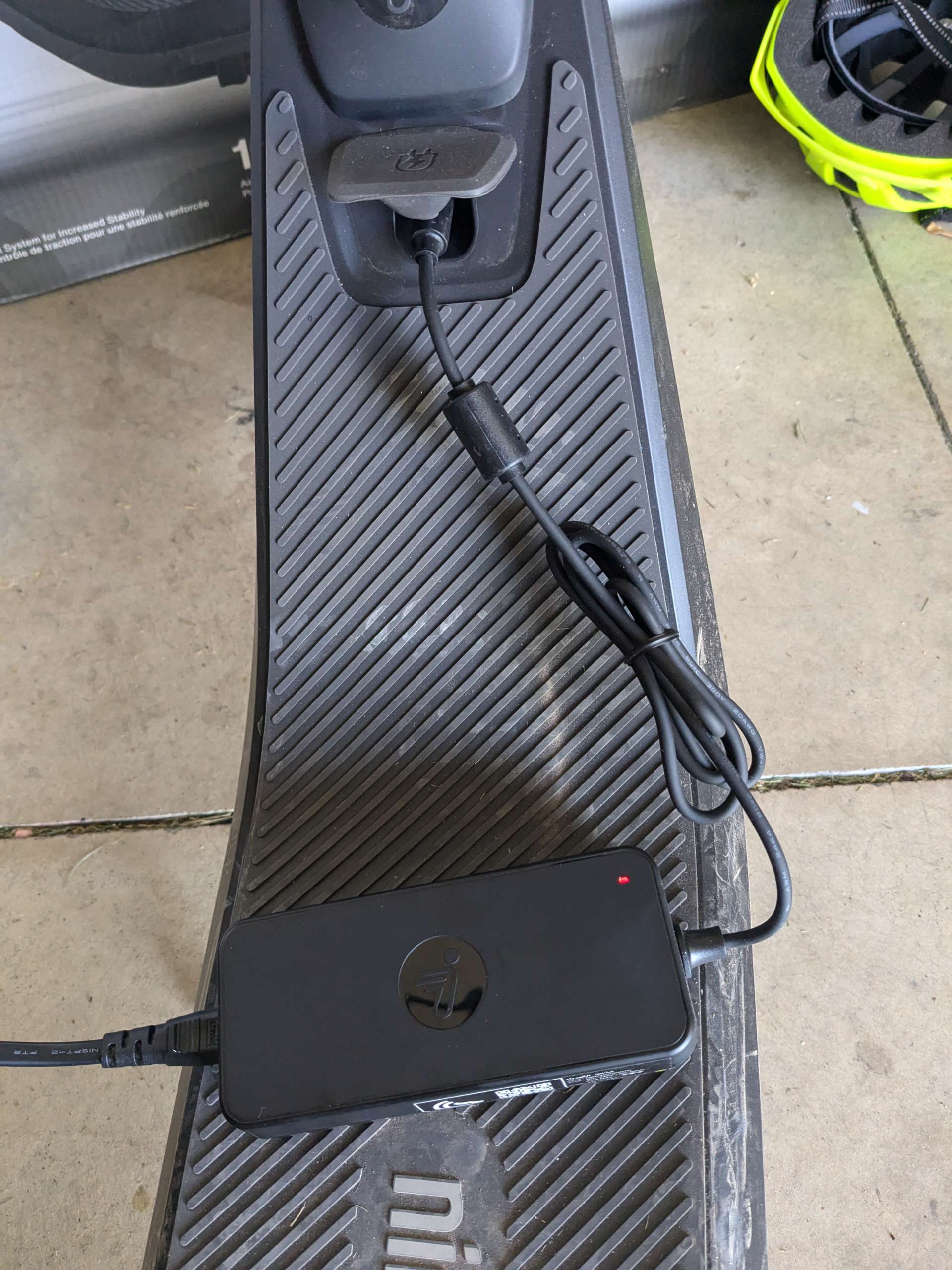 Segway Ninebot eKickScooter E2 Pro review - A high quality electric ...