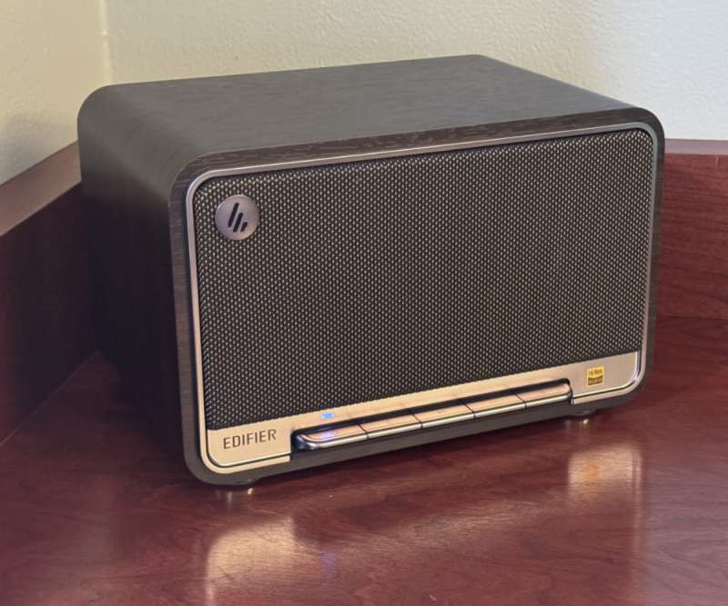 Edifier D32 Tabletop Wireless Speaker review – More retro than retro ...