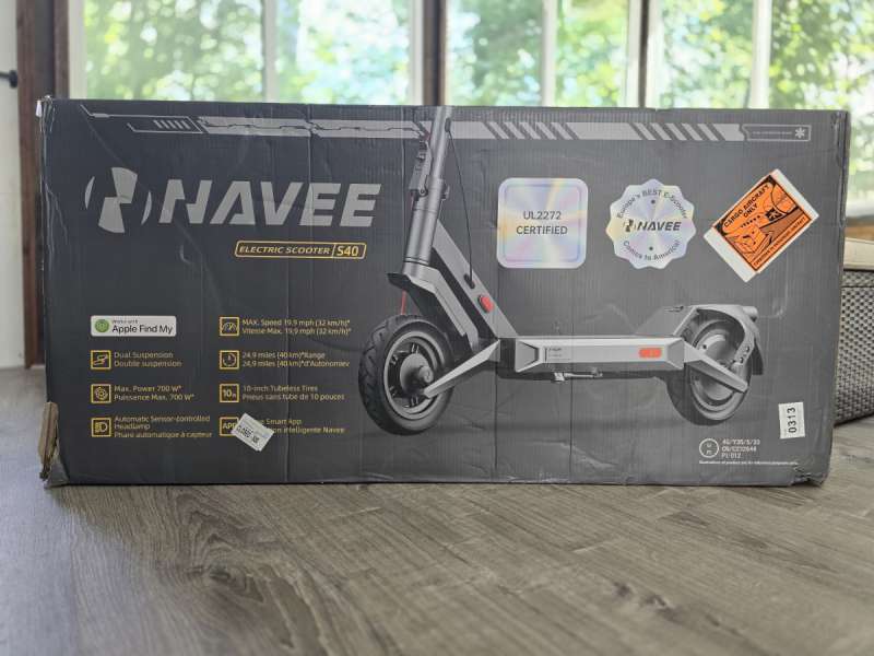 NAVEE S40 Electric Scooter review - The Gadgeteer