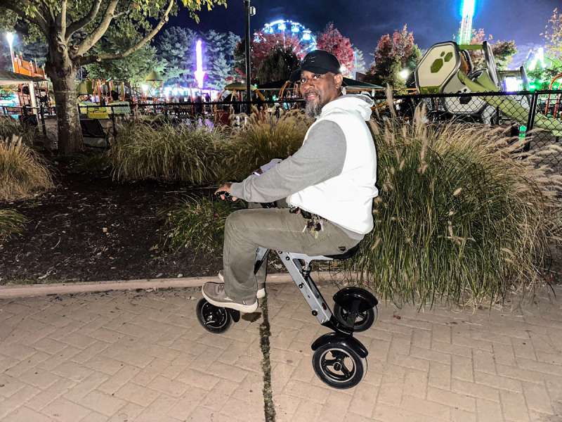 TopMate ES35 3 Wheels Foldable Trike review - The Gadgeteer