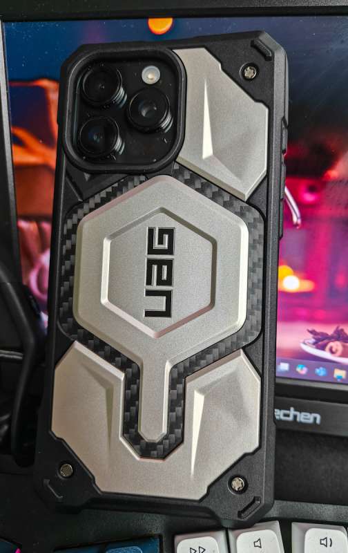 UAG Monarch Pro Kevlar® iPhone 16 Pro Max Case review - The Gadgeteer