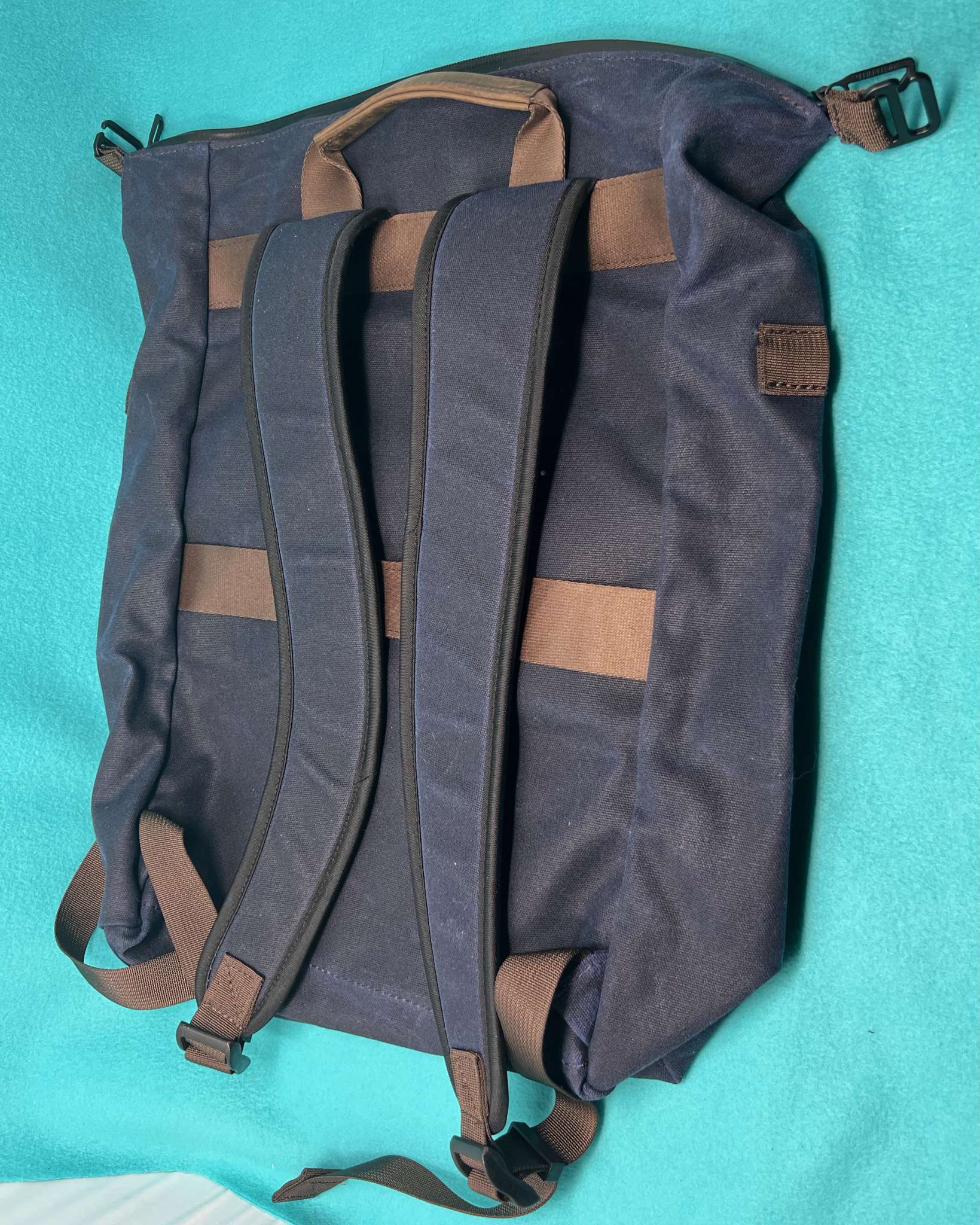 Waterfield Designs Vitesse backpack review - The Gadgeteer