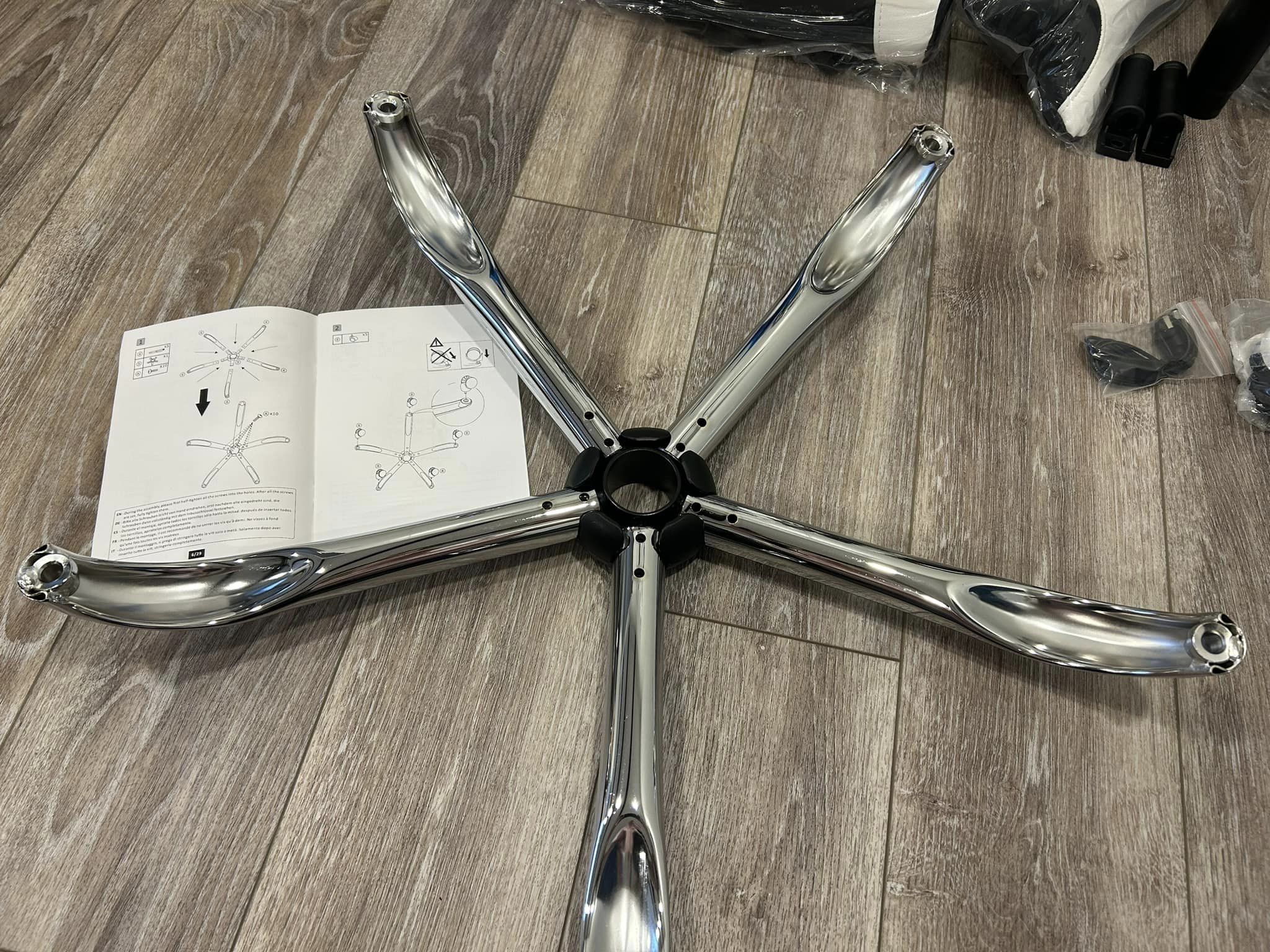 Yaheetech Gaming Chair review - The Gadgeteer