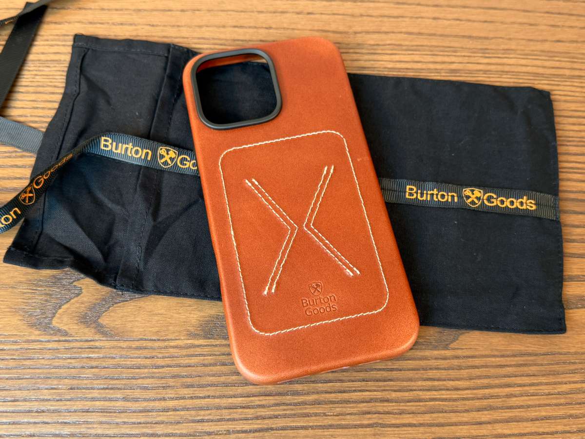 Burton Goods Modern Pocket Book Wallet iPhone case review - The Gadgeteer