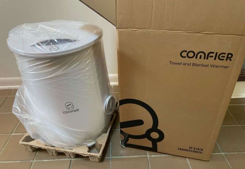 Comfier towel and blanket warmer review - keeps you toasty - The Gadgeteer