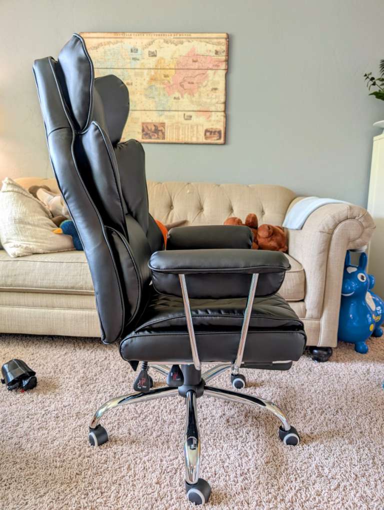 GTRacing Cozy Series GT205 gaming chair review - one size fits some ...