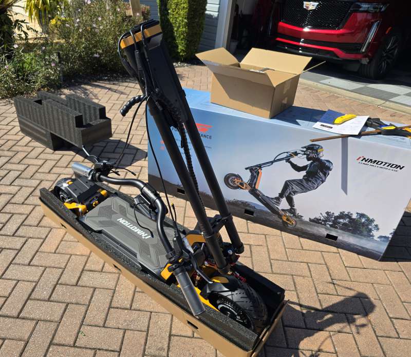 Inmotion RS Electric Scooter review - Beast mode on! - The Gadgeteer