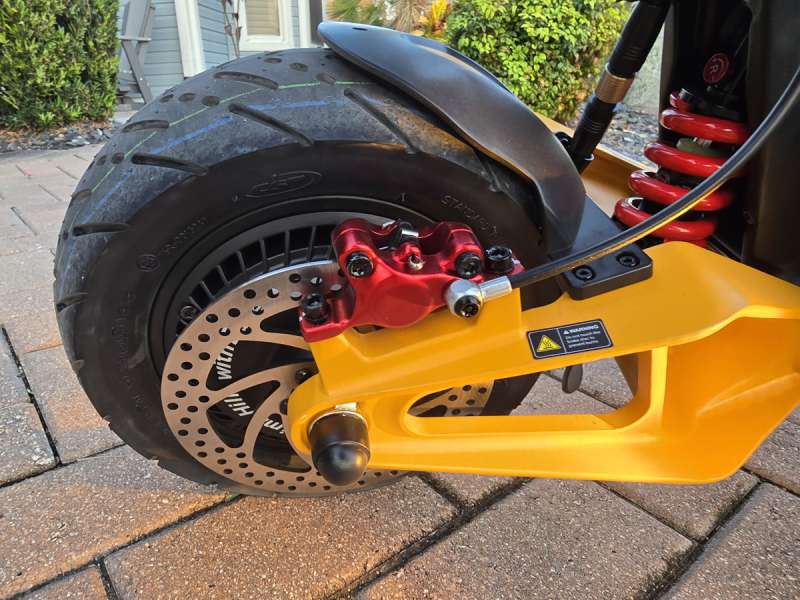 Inmotion RS Electric Scooter review - Beast mode on! - The Gadgeteer