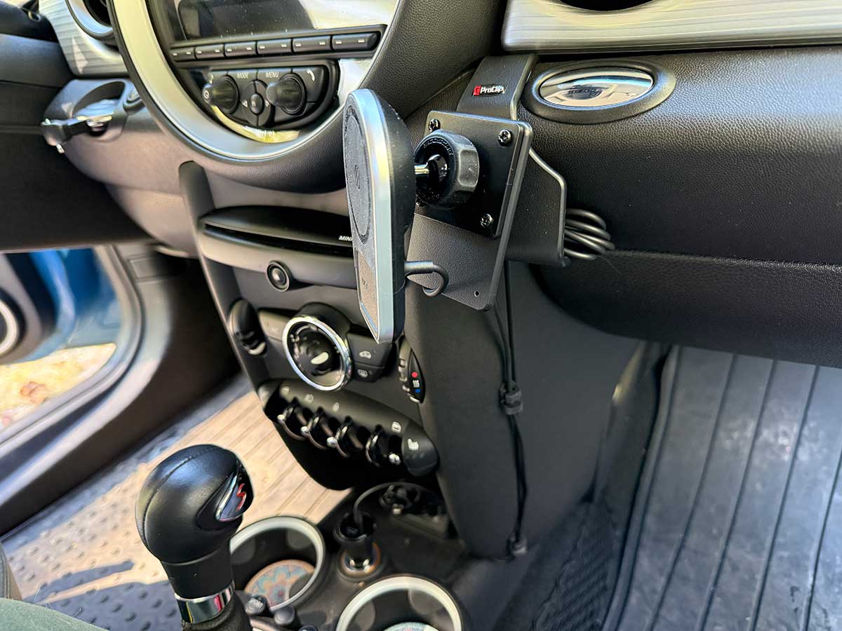 ProClip phone mount review - Custom fit exactly for your car's make and ...
