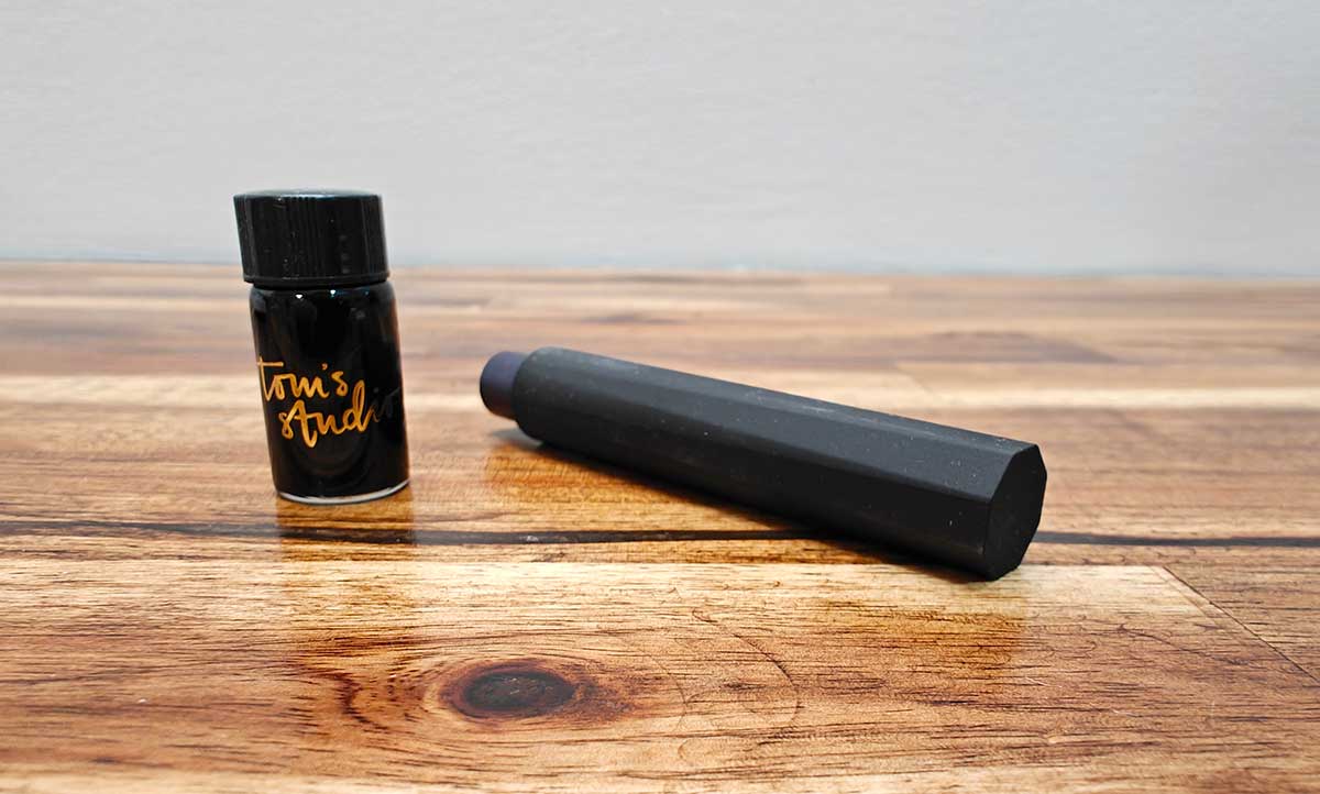 Tom's Studio Wren pen review - An EDC pocket felt tip pen with your ...