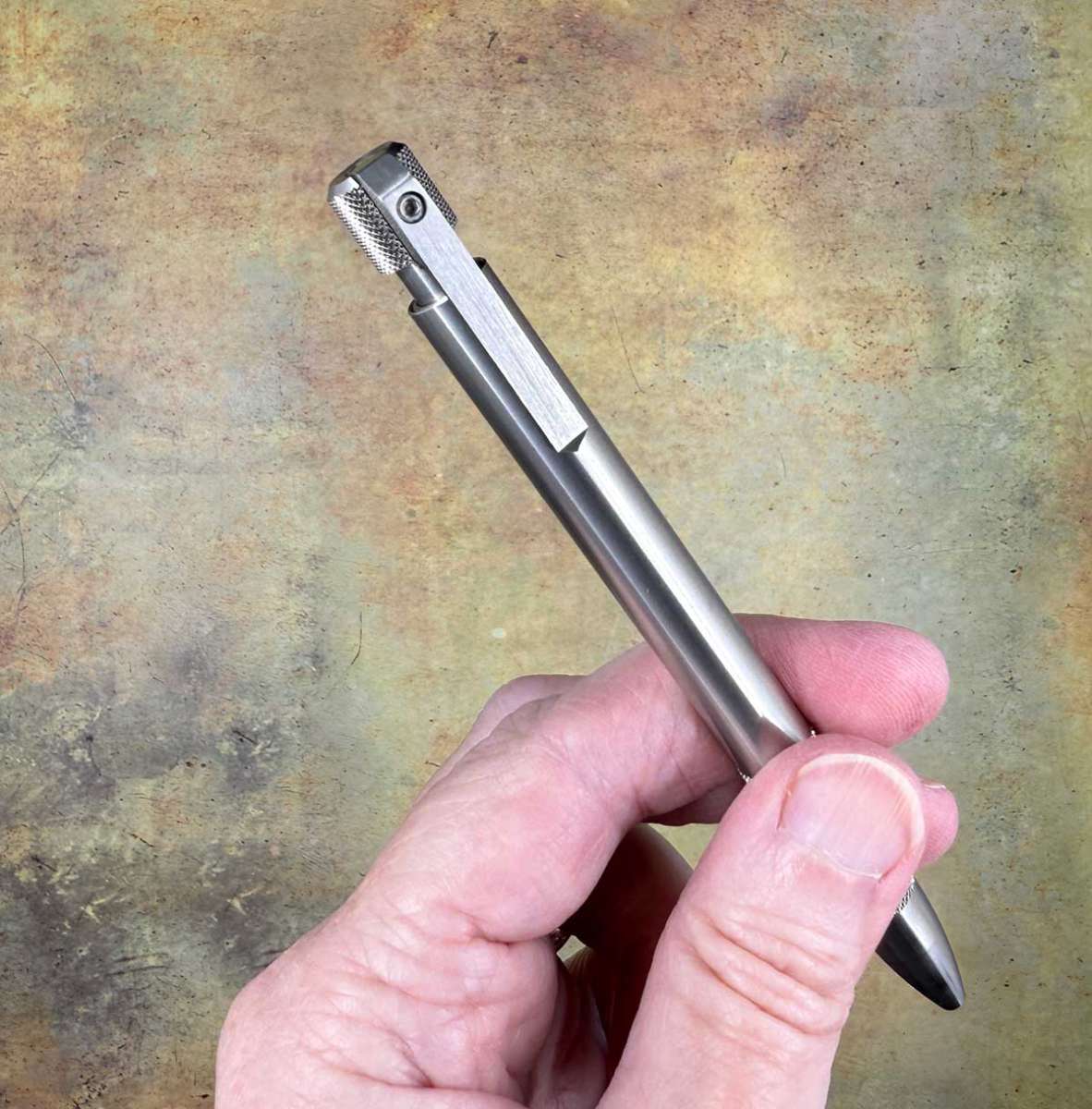 Wingback Journeyman Pen review - Bolt-action goes stealth! - The Gadgeteer