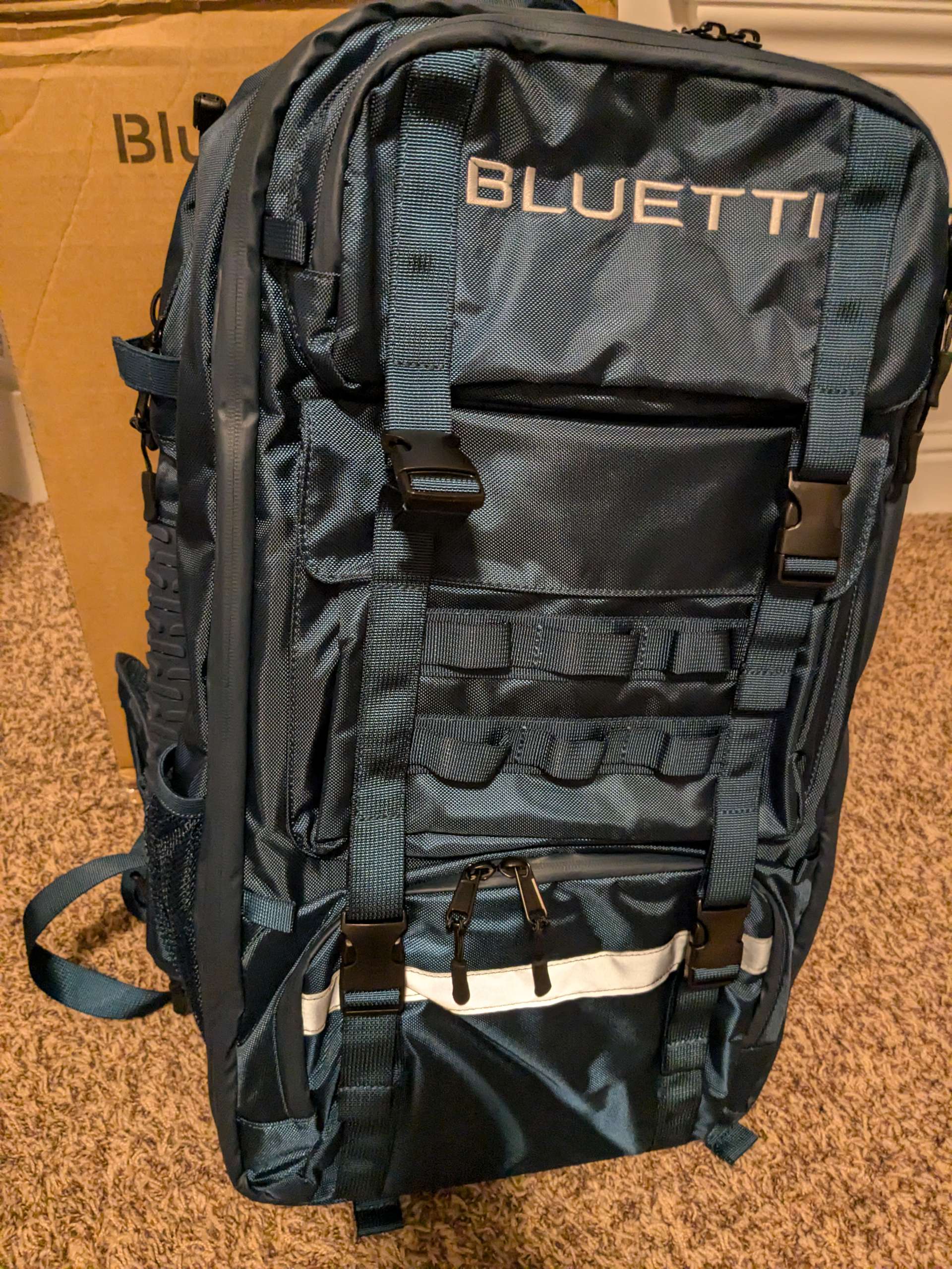 BLUETTI Handsfree 2 Backpack Power Station review - A power station you ...