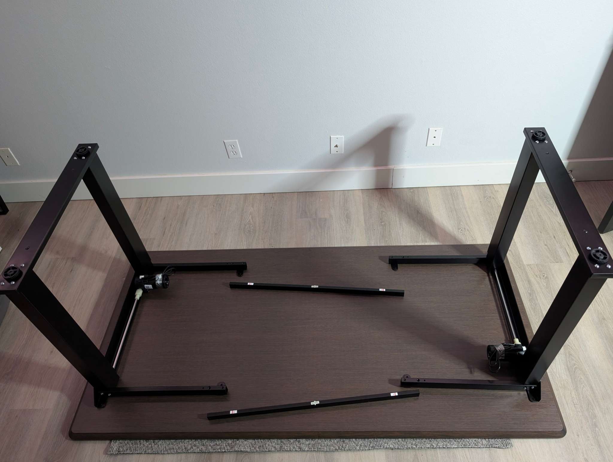 Flexispot E2Q Standard 4-leg Standing Desk review - Get up, stand up ...