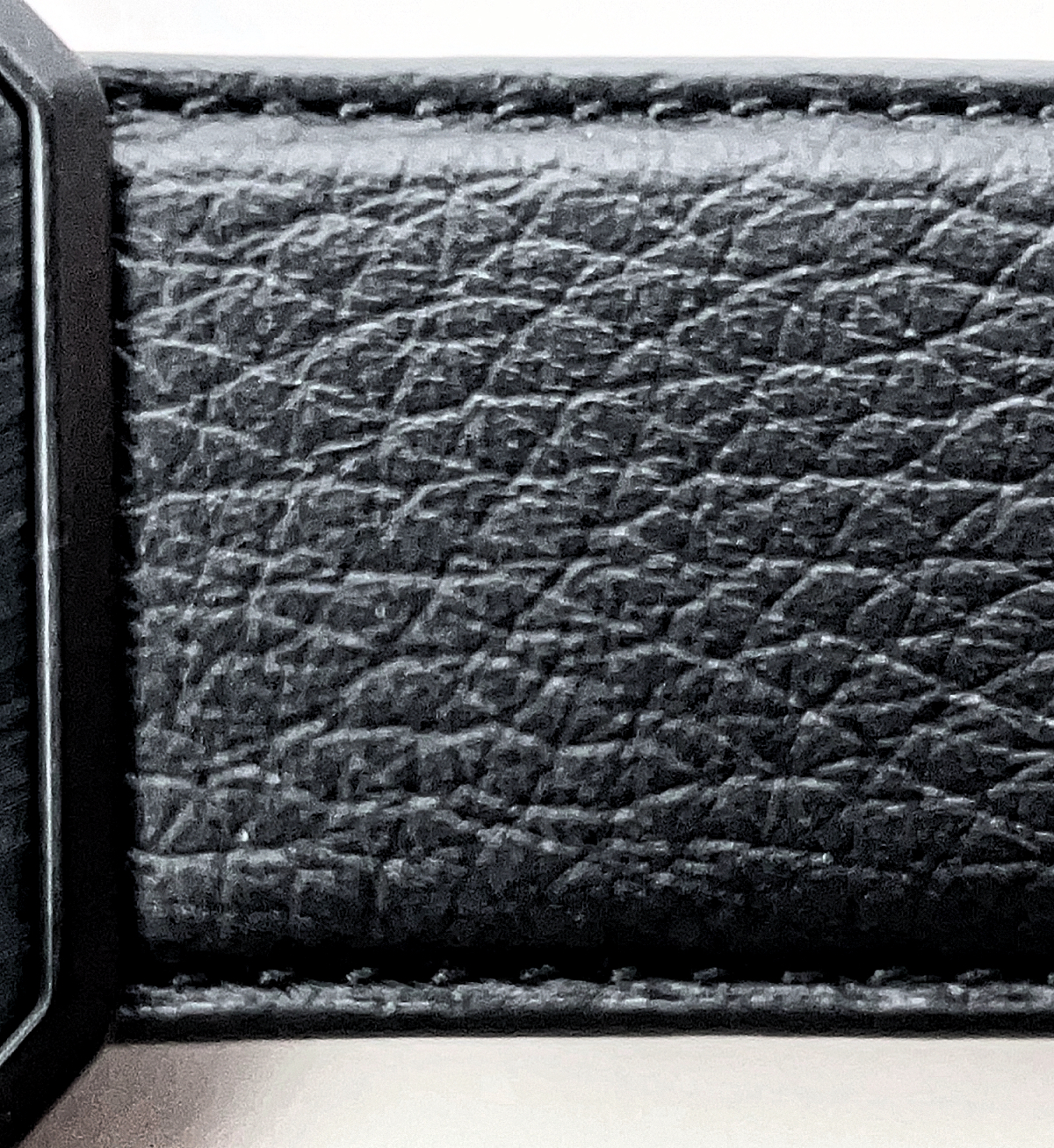 Groove Belt Max leather belt review - They actually did it: a stretchy ...