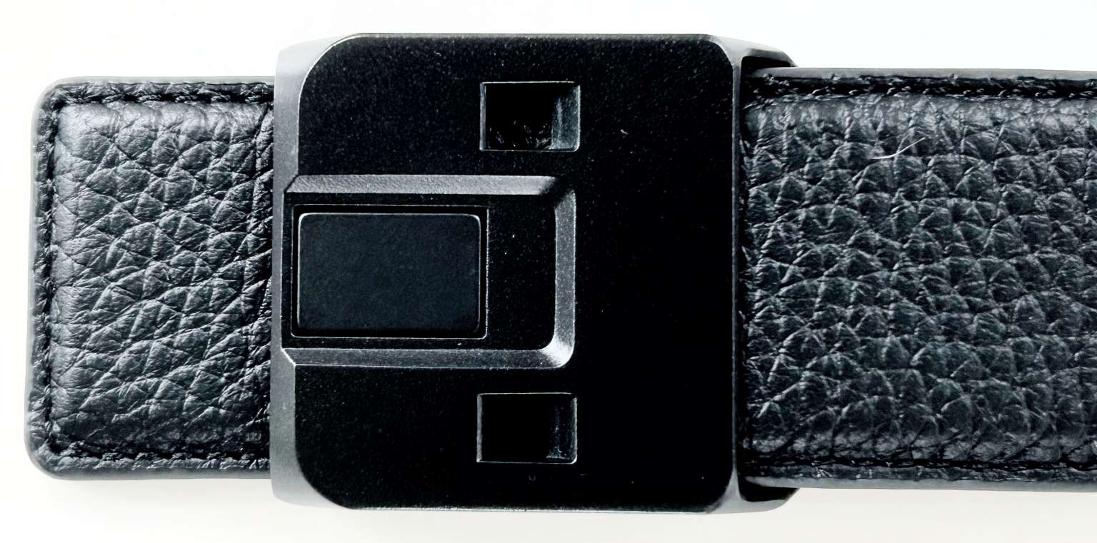 Groove Belt Max leather belt review - They actually did it: a stretchy ...