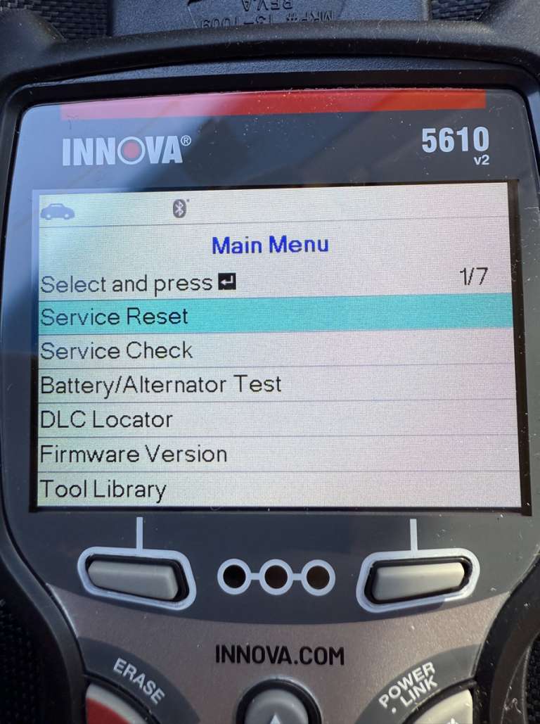 Innova 5610 OBD2 Bidirectional Scan Tool review - Peek under the hood ...