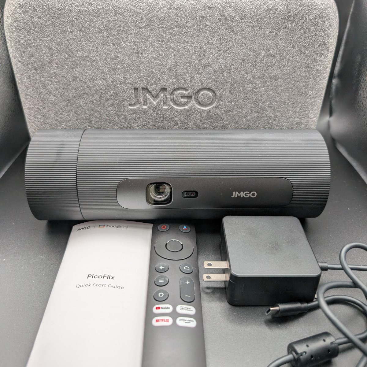 JMGO PicoFlix projector review - finally a portable projector that can actually play long movies ...