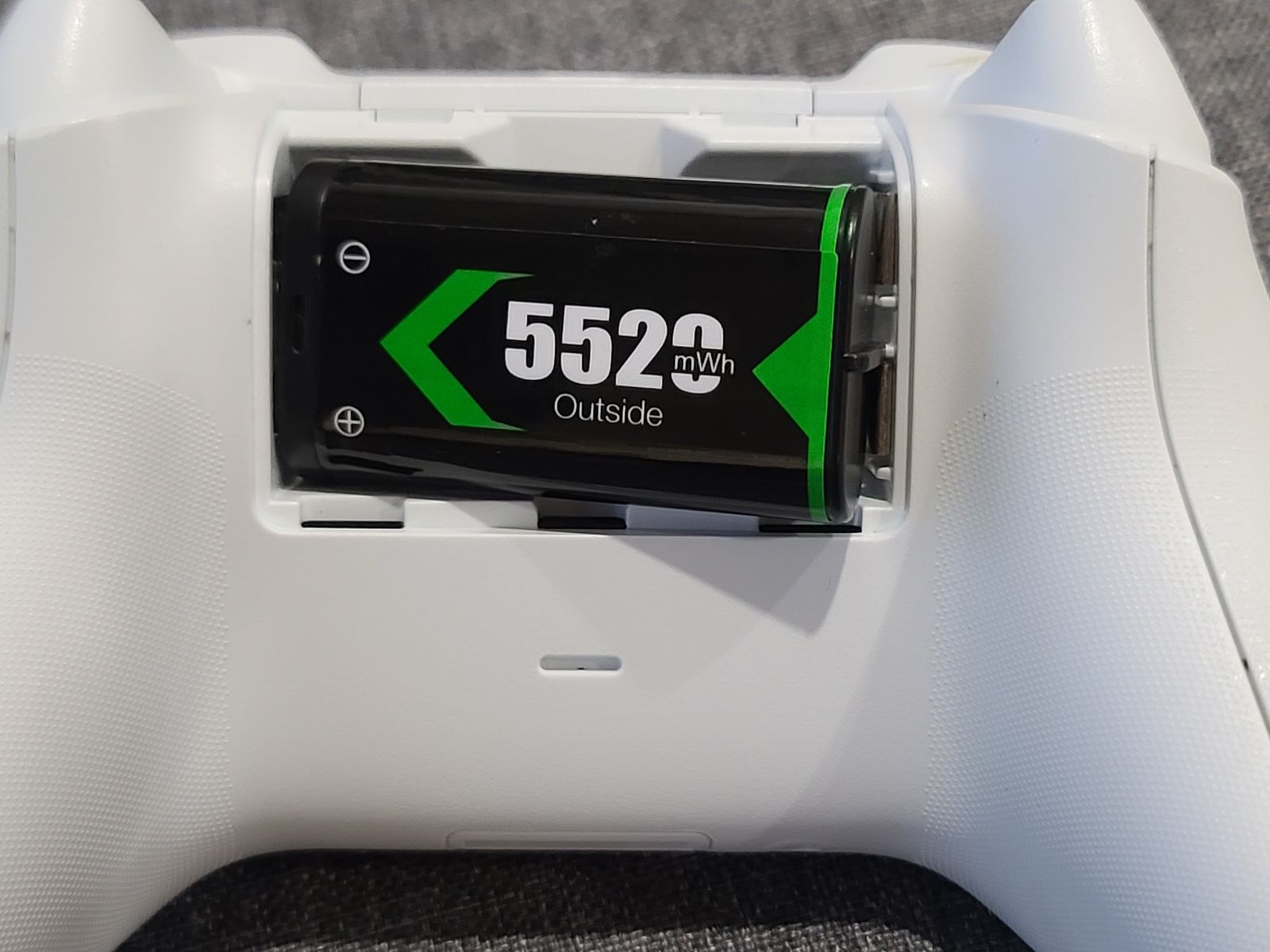 Powerextra Fast Charger Battery Pack for Xbox controller review - The ...