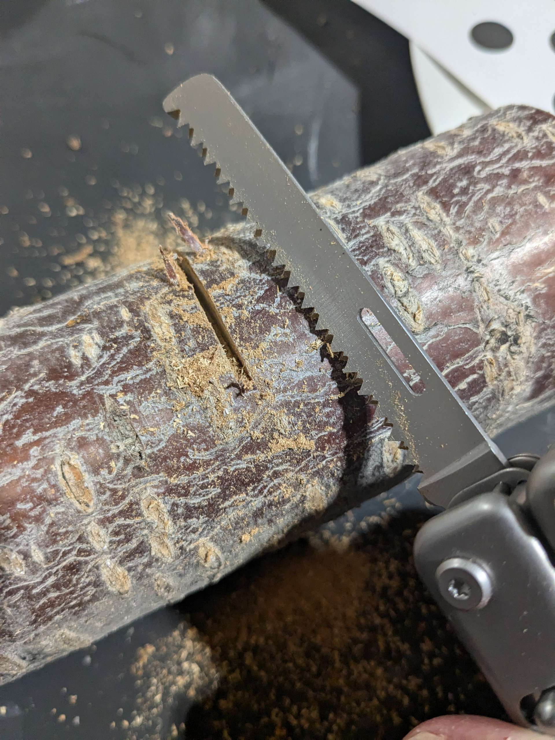 Roxon Phantom multi-tool review - A quality EDC multi-tool at a great ...